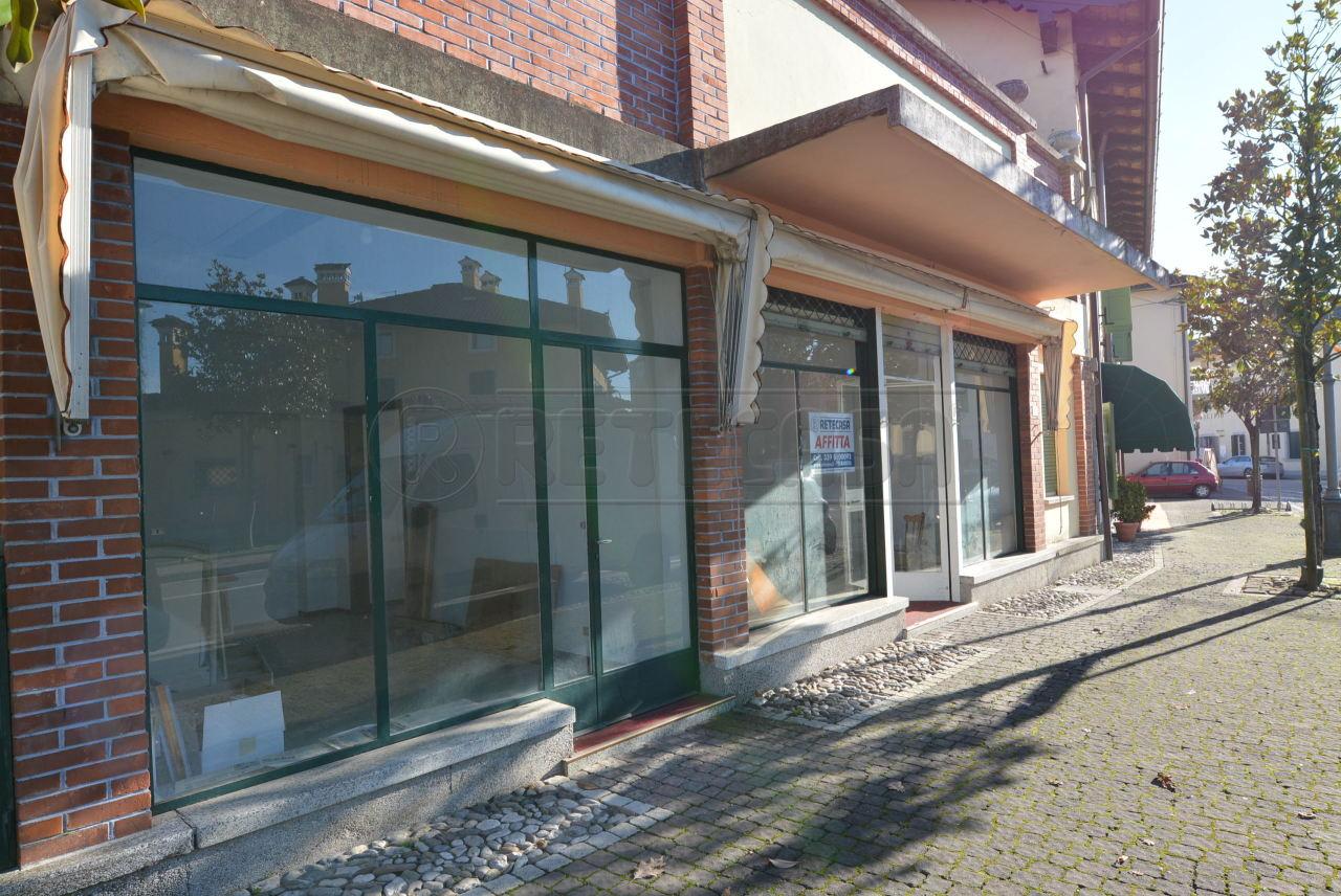 Palazzina commerciale in affitto a Trivignano Udinese