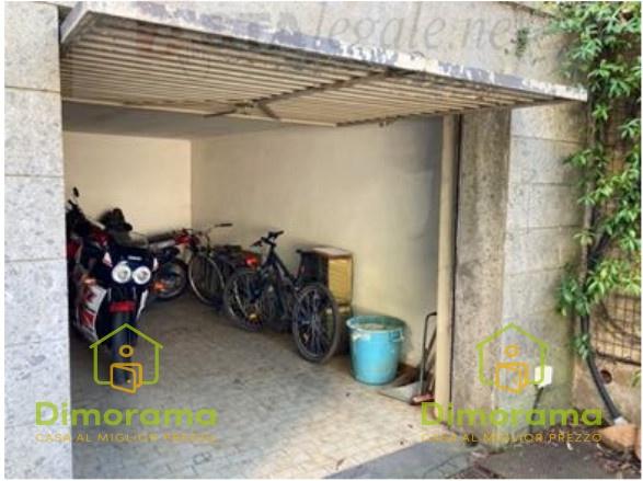 Garage - Autosilos - Parcheggio in vendita a Viterbo