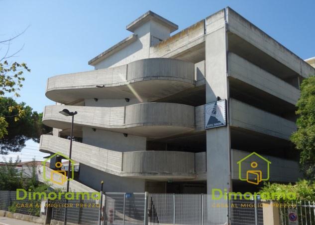Garage - Autosilos - Parcheggio in vendita a Riccione