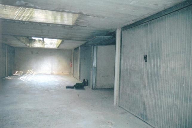 Garage in vendita a Trezzano Rosa