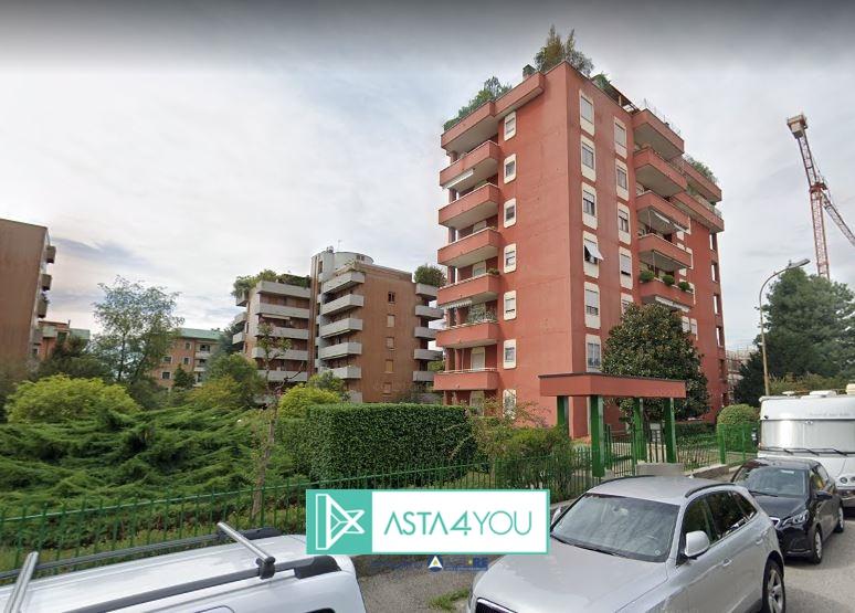 Appartamento in vendita a Monza