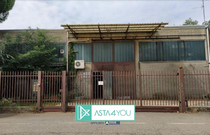 Capannone in vendita a Baranzate