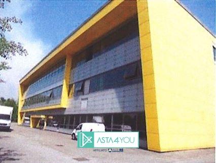 Ufficio in vendita a Villasanta