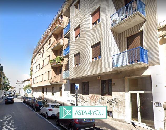 Appartamento in vendita a Monza