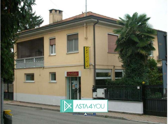 Locale commerciale in vendita a Vittuone