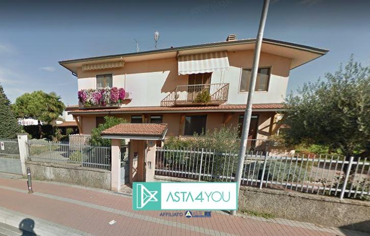 Appartamento in vendita a Cassano D'Adda