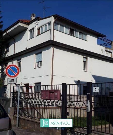 Appartamento in vendita a Peschiera Borromeo