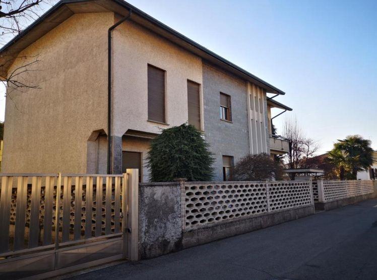 Appartamento in vendita a Limbiate