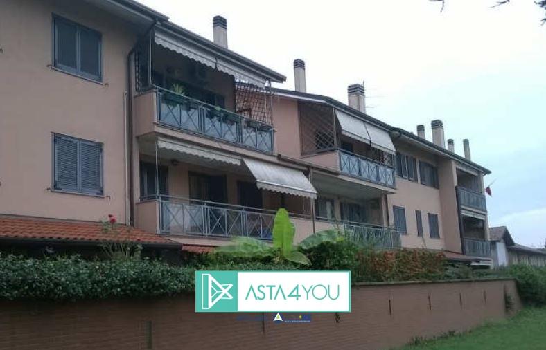 Appartamento in vendita a Buscate