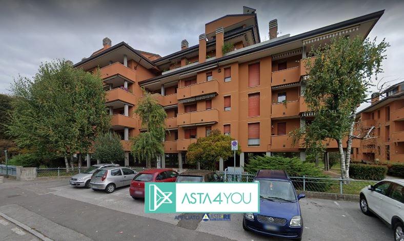 Appartamento in vendita a Desio