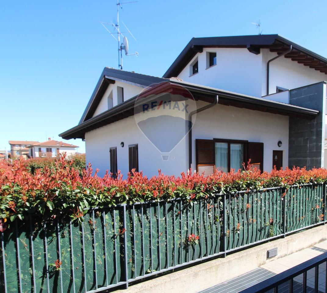 Villa a schiera in vendita a Ponte San Pietro