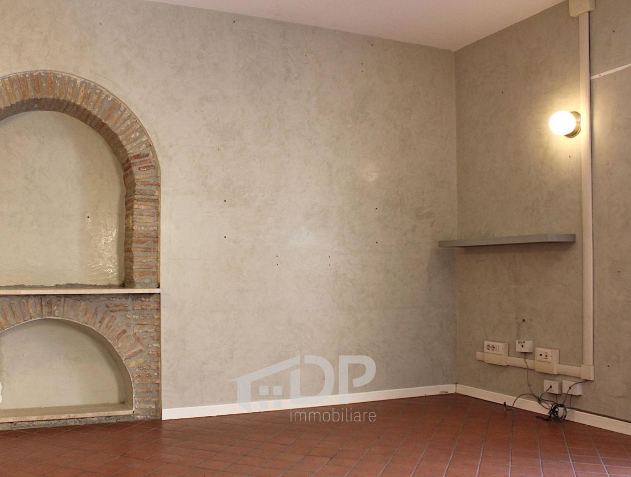 Ufficio in vendita a Palombara Sabina