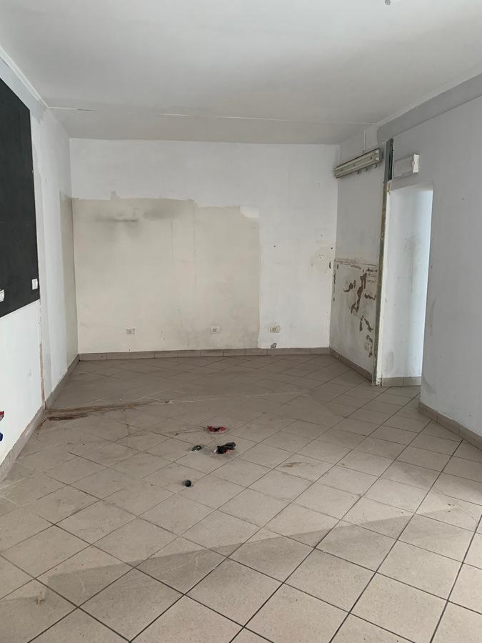 Negozio in affitto a Reggio Emilia
