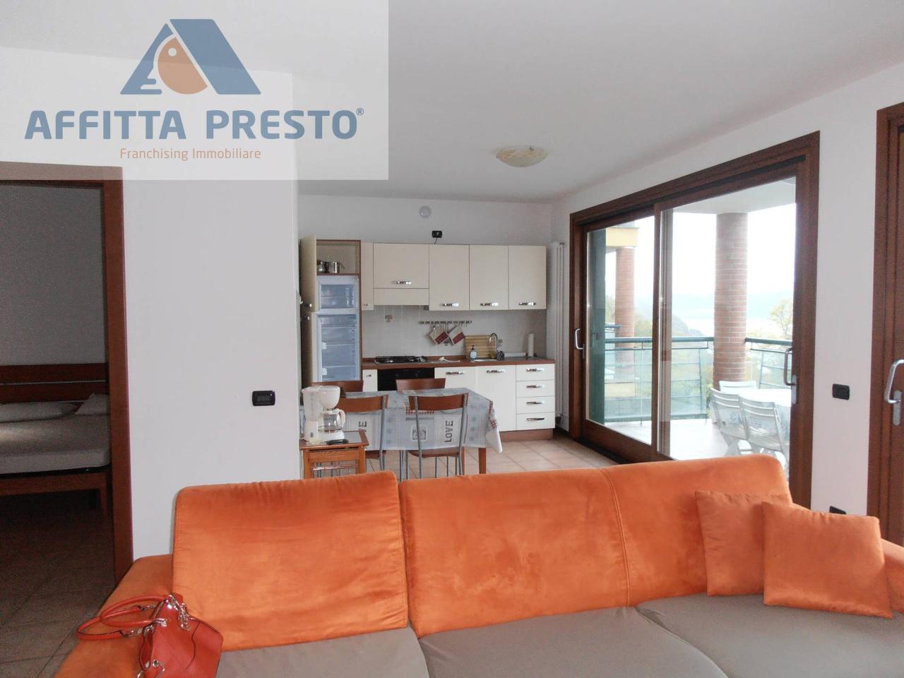 Appartamento in affitto a Tronzano Lago Maggiore