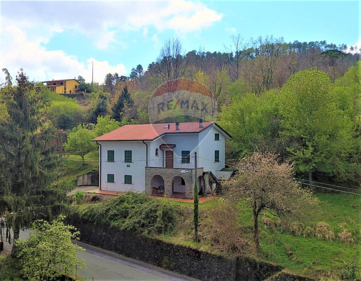 Casa indipendente in vendita a Carro