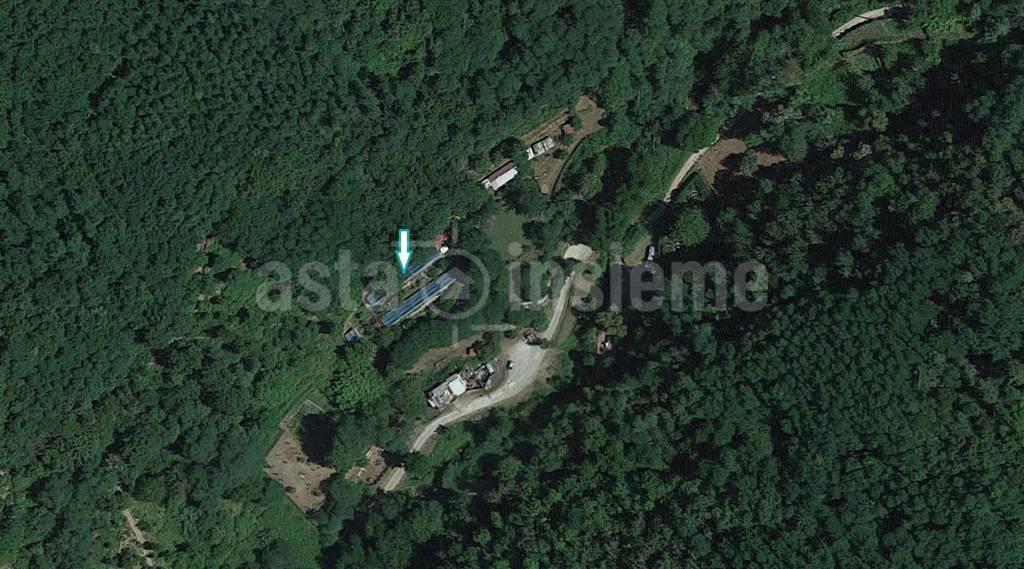 Magazzino in vendita a Pistoia