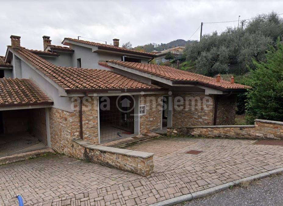 Villa a schiera in vendita a Marliana