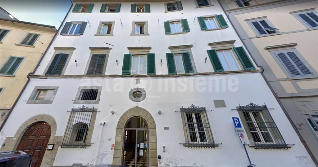 Magazzino in vendita a Pistoia