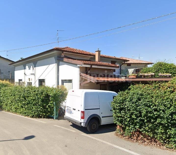 Casa indipendente in vendita a Ghisalba