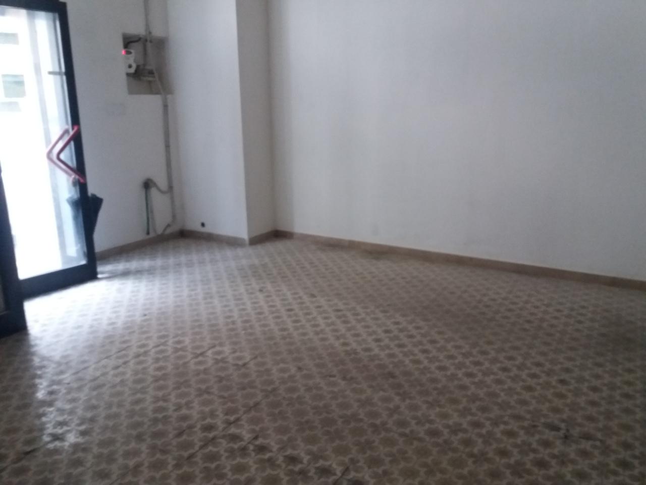 Negozio in affitto a Livorno