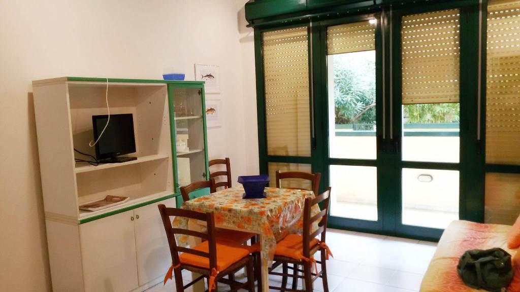 Appartamento in vendita a Montignoso