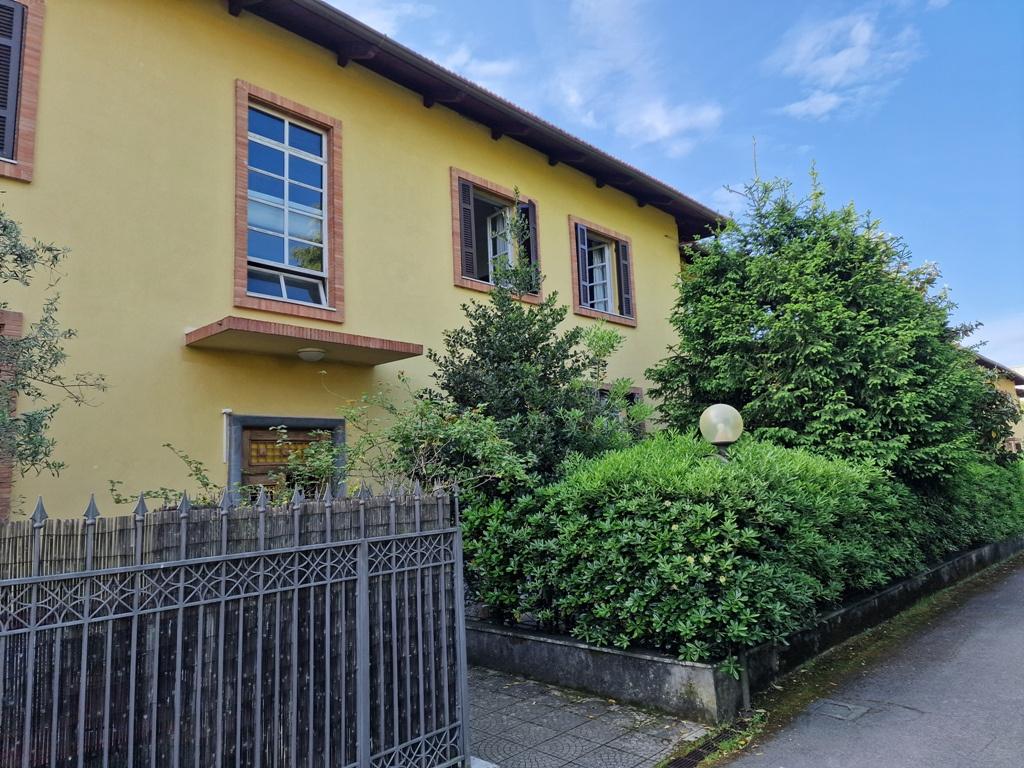 Appartamento in vendita a Massa