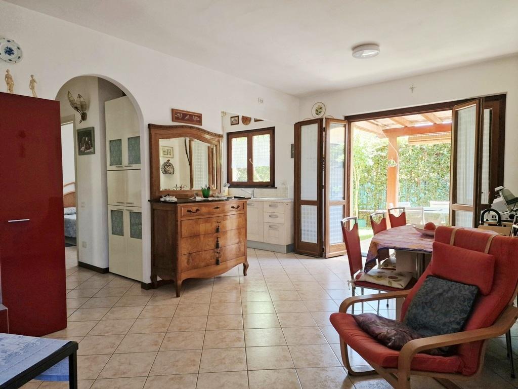 Appartamento in vendita a Massa