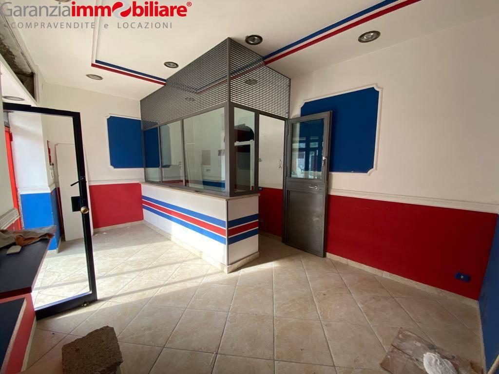 Negozio in vendita a Napoli