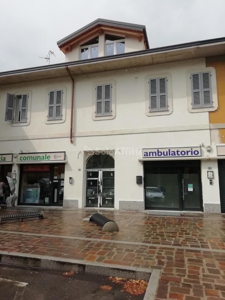 Ufficio in affitto a Pessano Con Bornago
