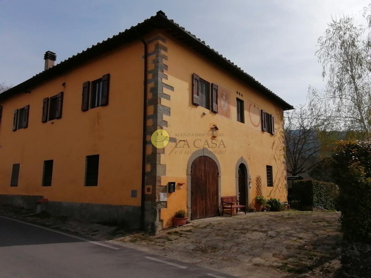 Casa indipendente in vendita a Reggello
