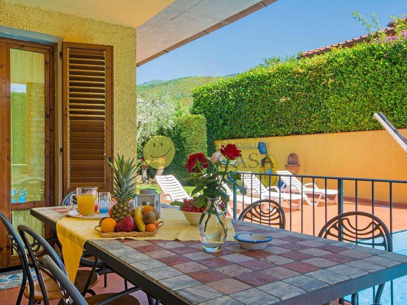 Villa in vendita a Reggello