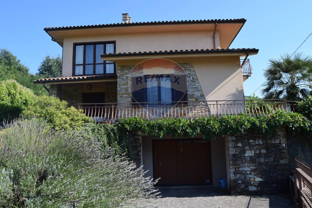 Villa in vendita a Bagni Di Lucca