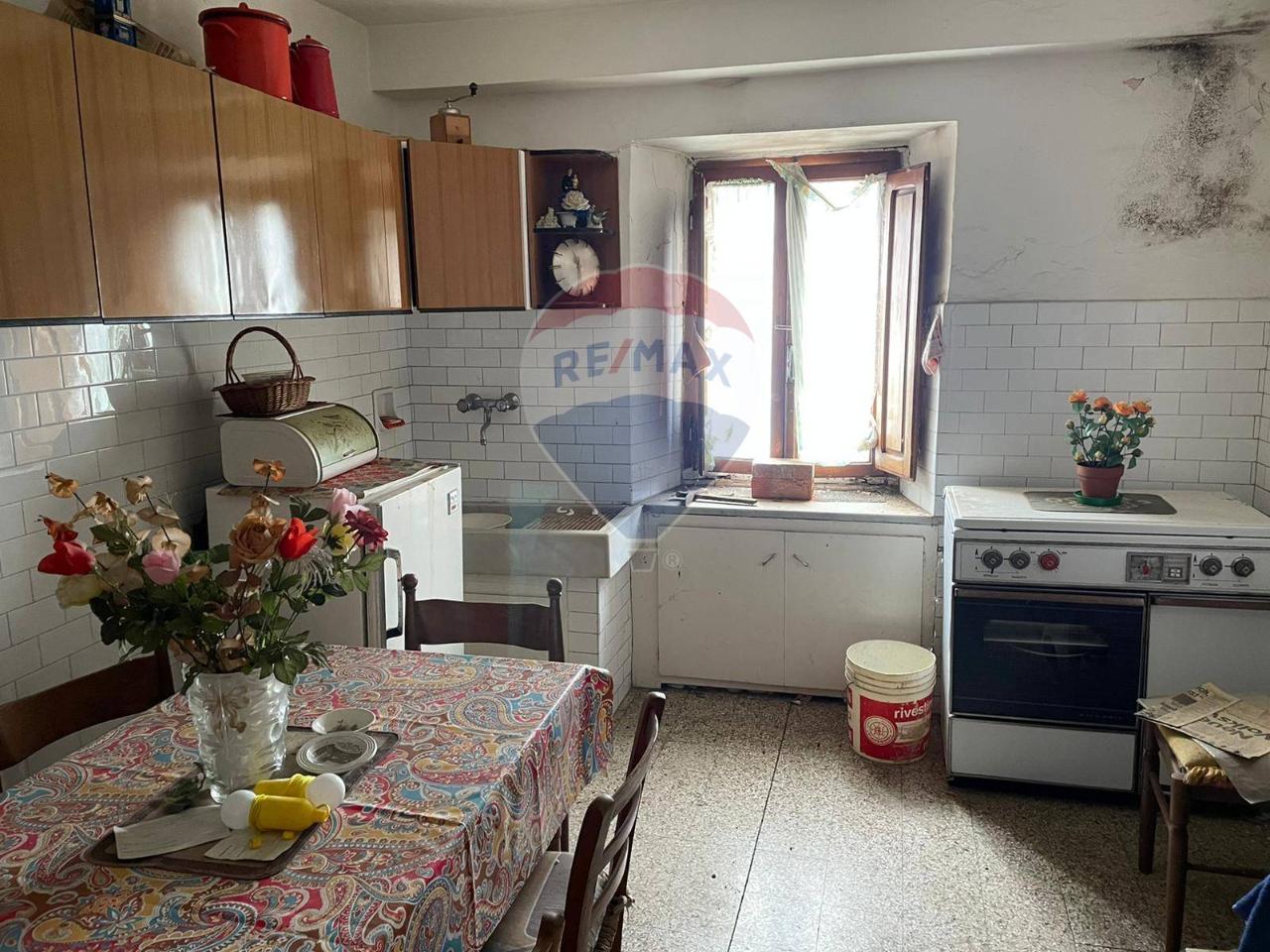 Casa indipendente in vendita a Bagni Di Lucca