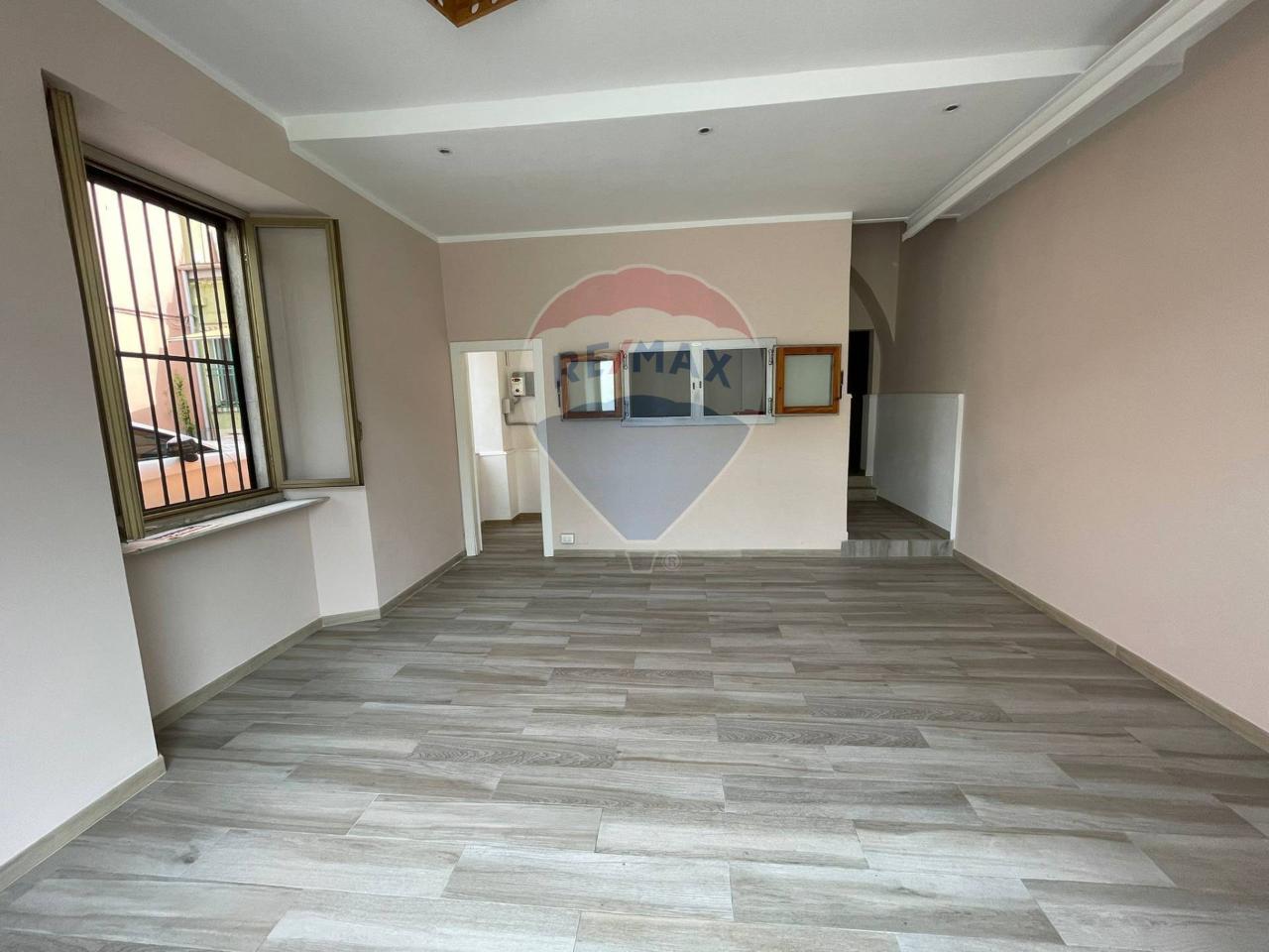 Negozio in vendita a Barga