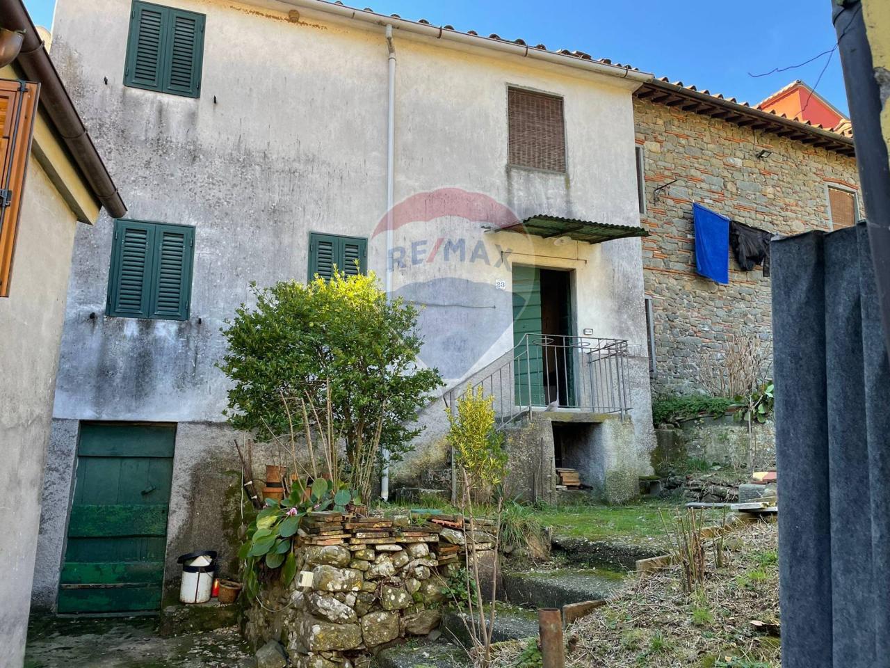 Casa indipendente in vendita a Borgo A Mozzano