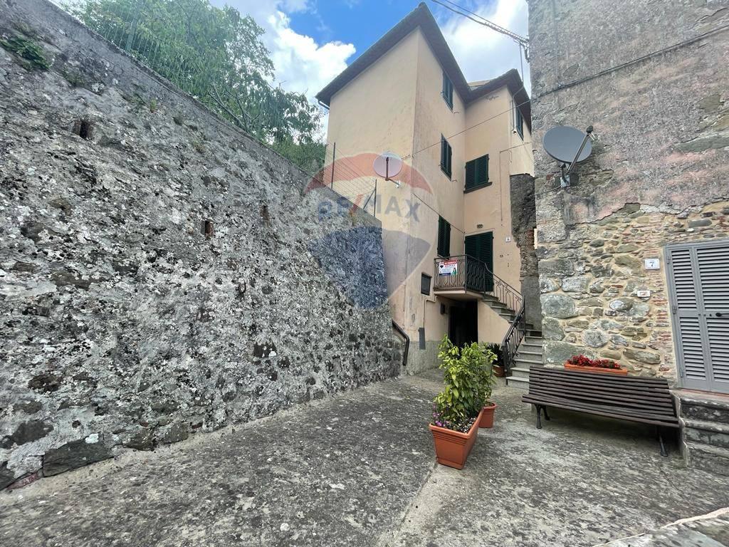 Casa indipendente in vendita a Bagni Di Lucca