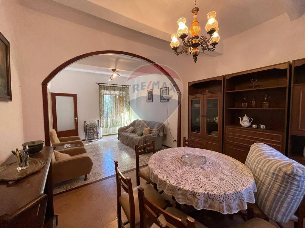Casa indipendente in vendita a Bagni Di Lucca