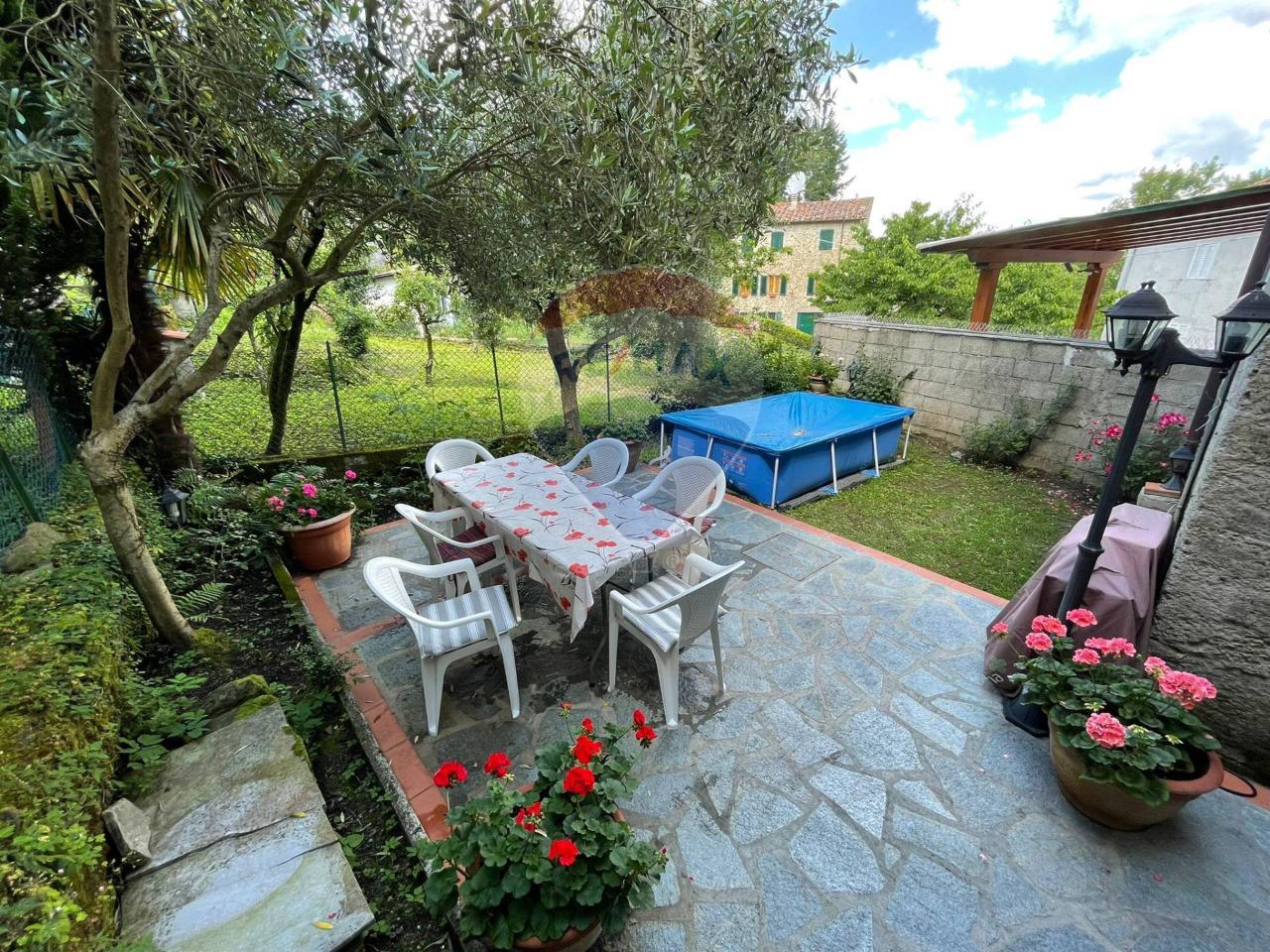 Casa indipendente in vendita a Bagni Di Lucca