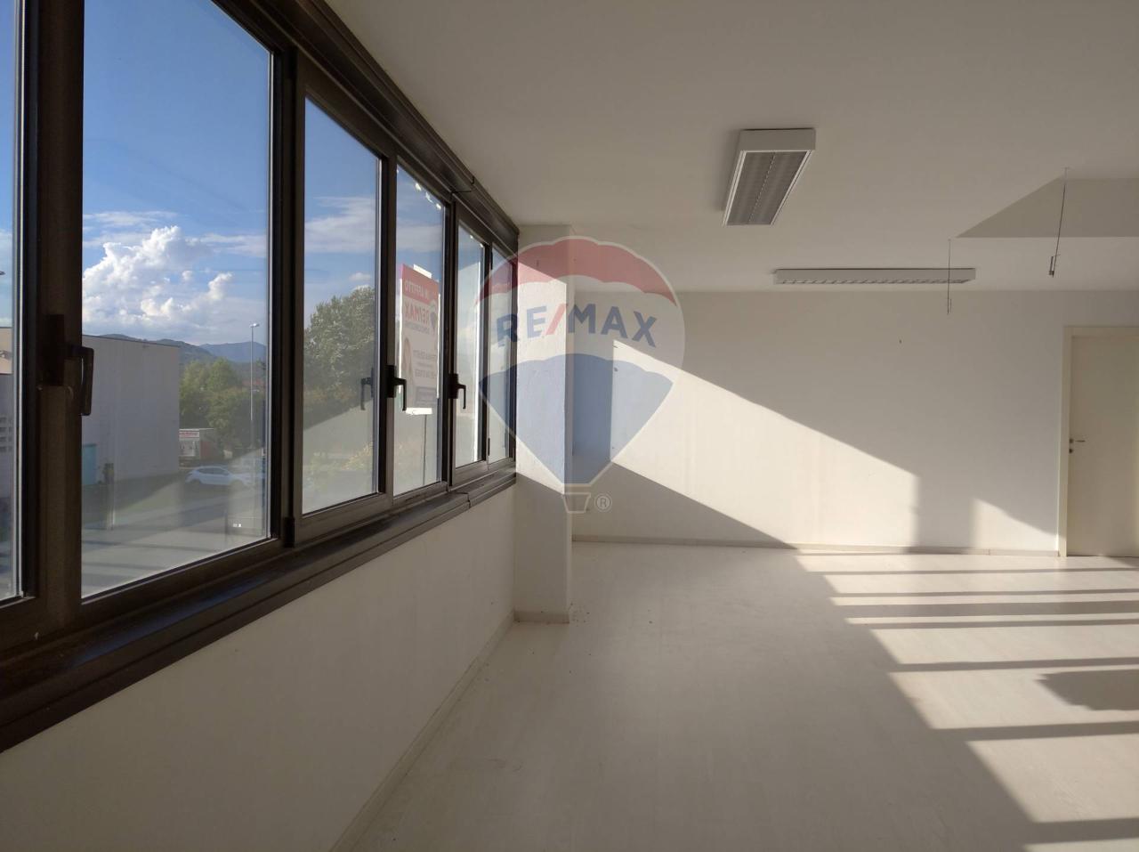 Ufficio in affitto a Lucca