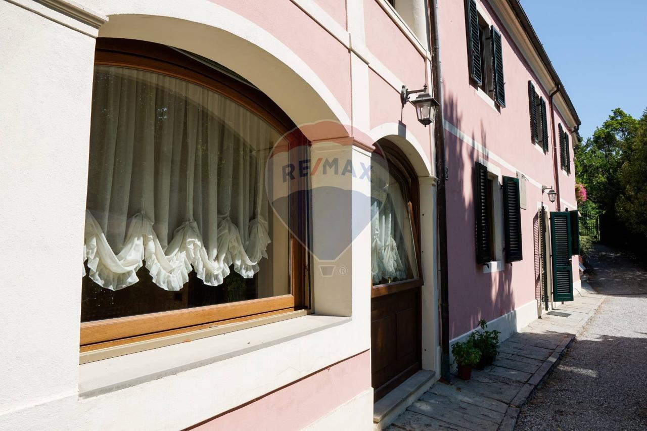 Villa in vendita a Bagni Di Lucca