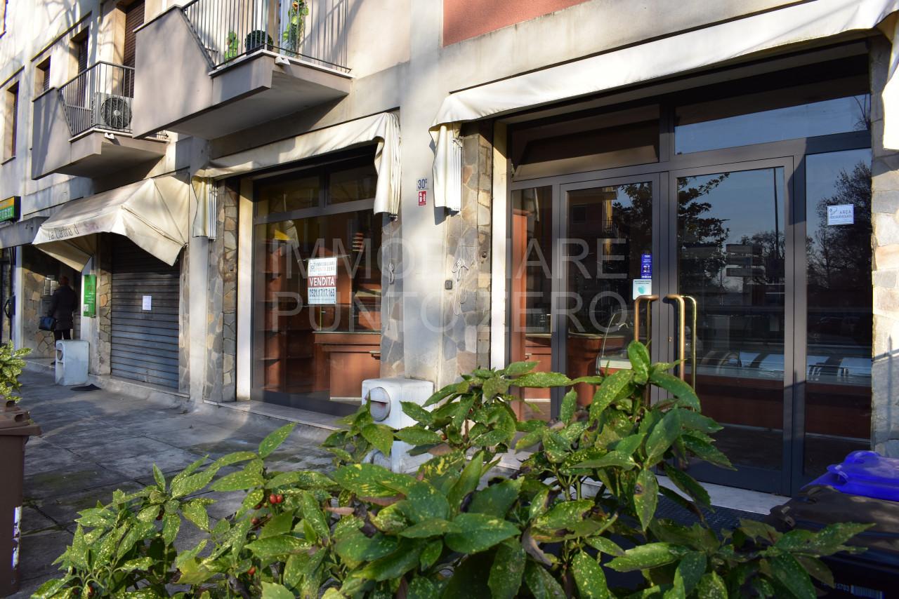 Negozio in vendita a Parma