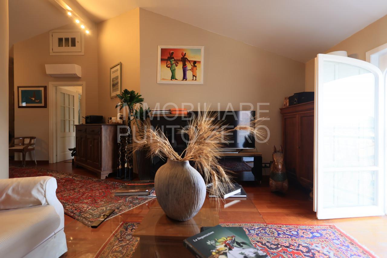 Appartamento in vendita a Parma