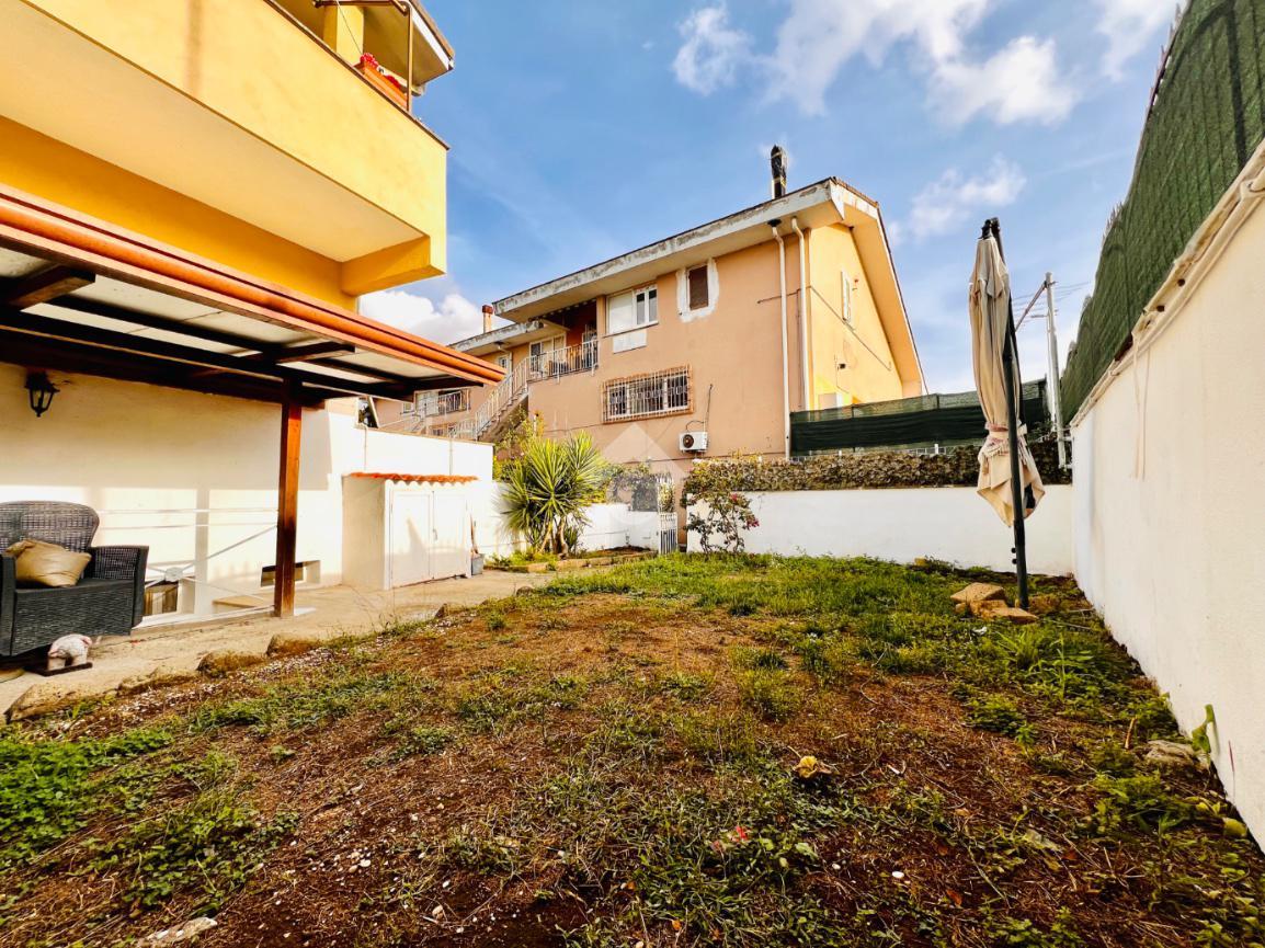 Appartamento in vendita a Anguillara Sabazia