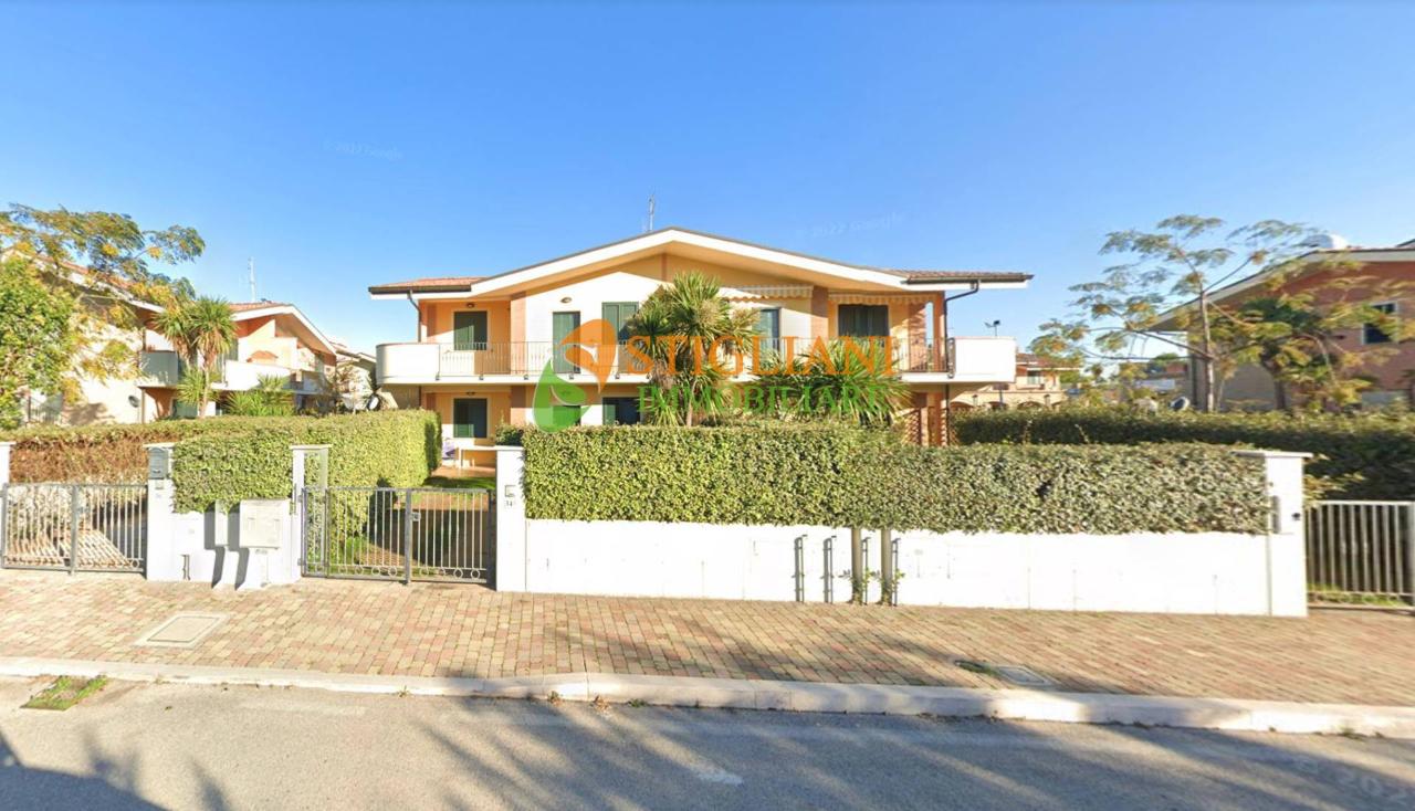 Villa in vendita a Montenero Di Bisaccia