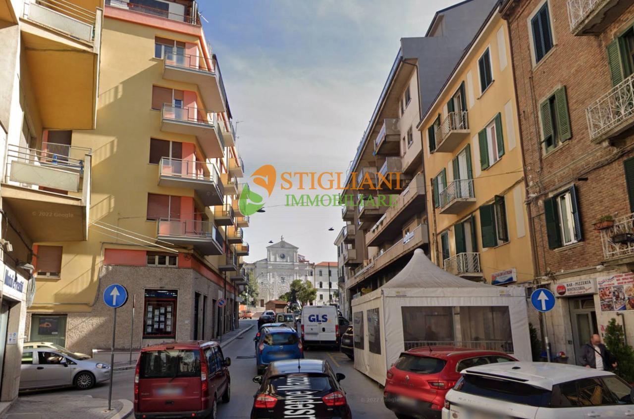 Negozio in affitto a Campobasso