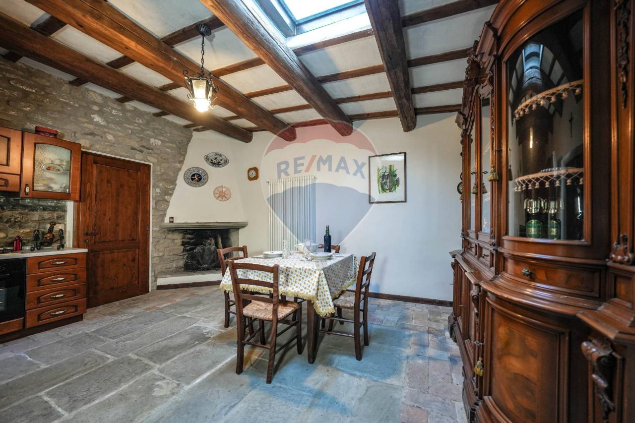 Casa indipendente in vendita a Portico E San Benedetto