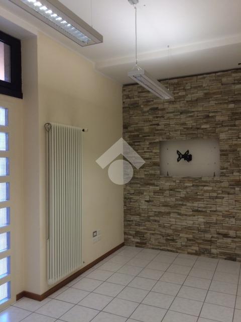 Ufficio in vendita a Cesena