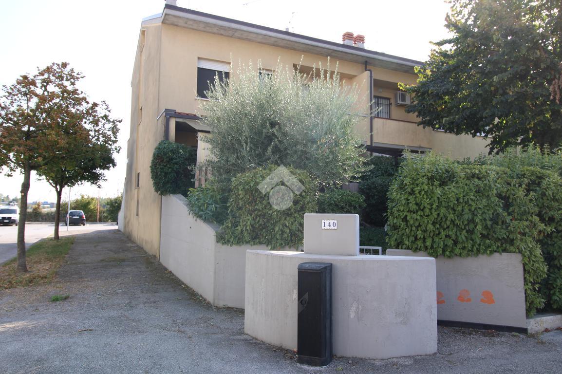 Casa indipendente in vendita a Cesena