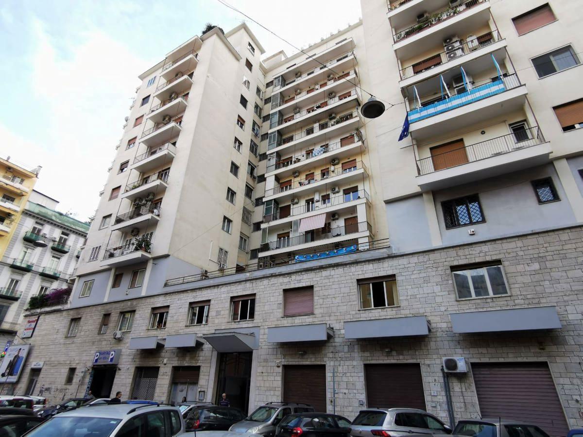 Appartamento in vendita a Napoli