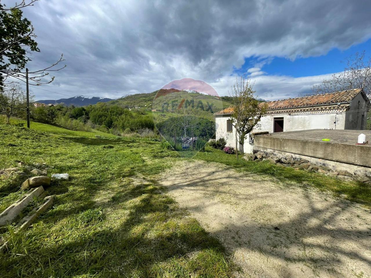 Casa indipendente in vendita a Penne
